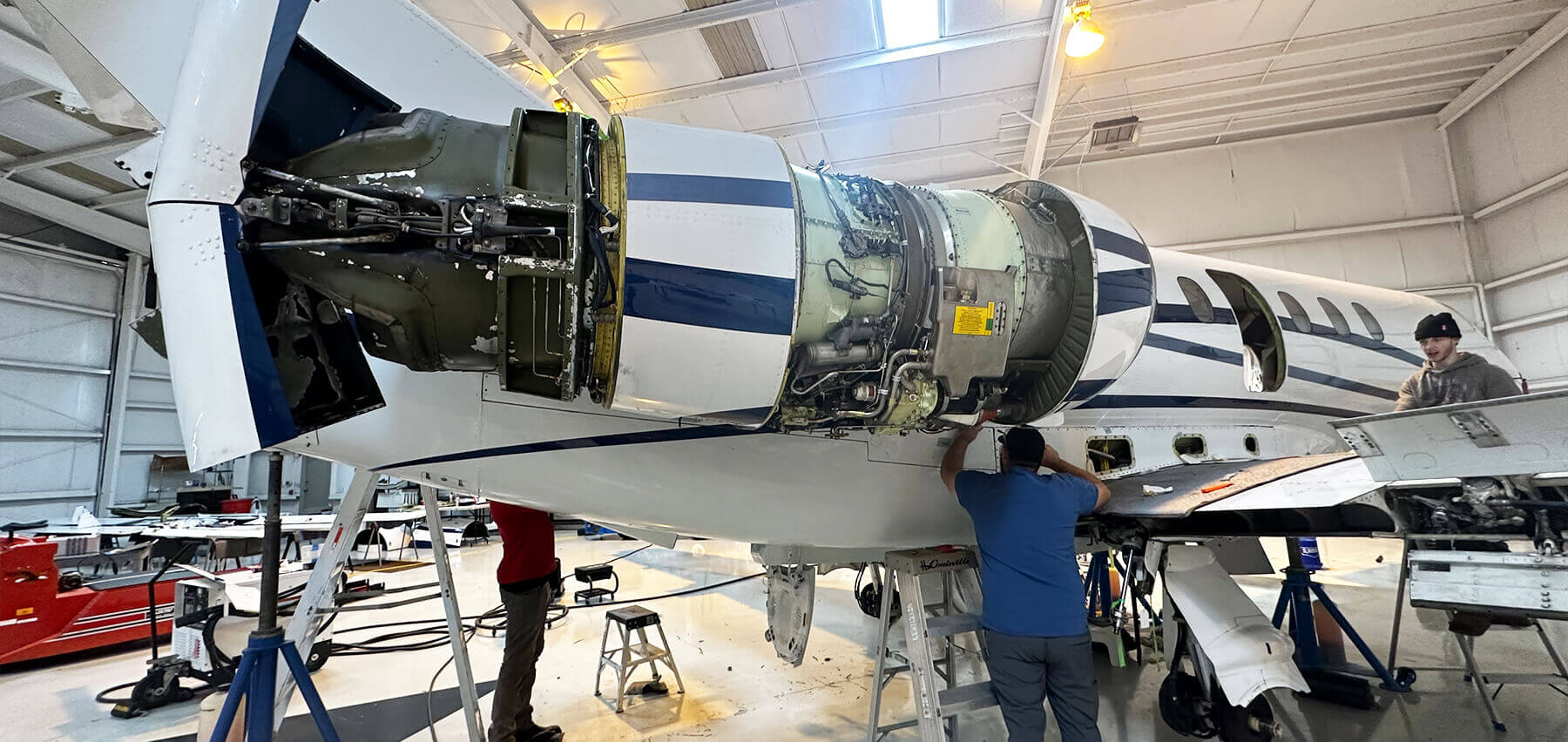 AOG & Avionics | Lawrenceville, GA | Private Jets